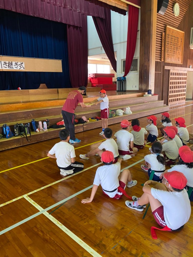 羽地小学校 タグラグビー教室 | デイゴ ラグビースクール公式サイト